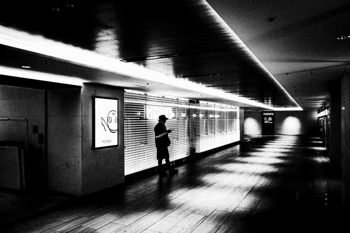 独り待つ | GANREF