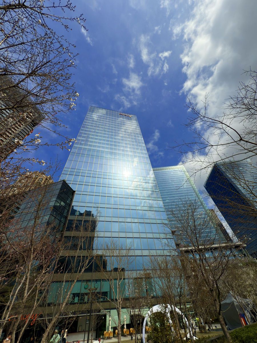 Sky 摩天楼 | GANREF