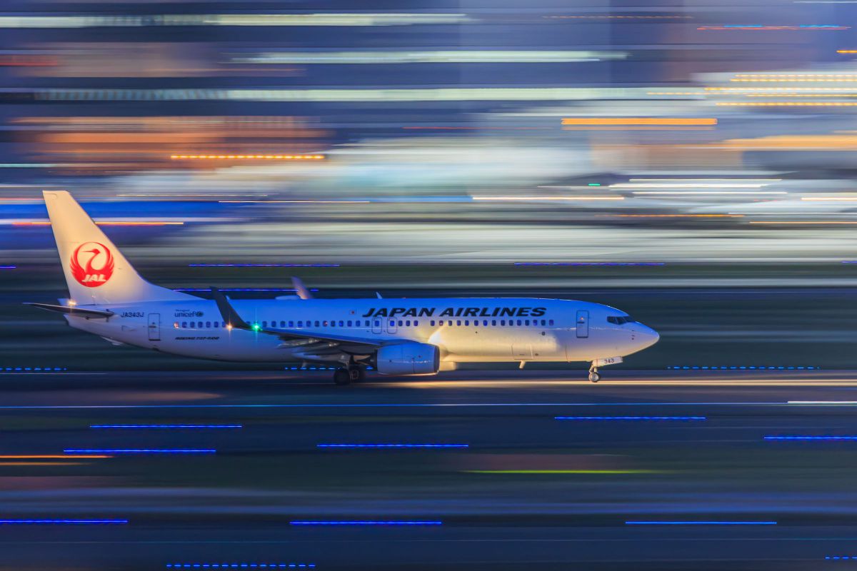 夜の離陸 | GANREF