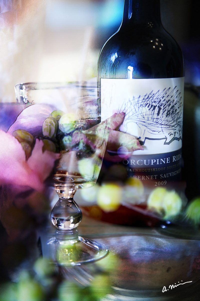 On the table | GANREF