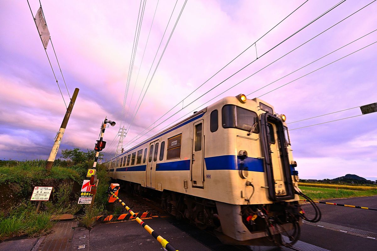 静寂を切り裂く | GANREF