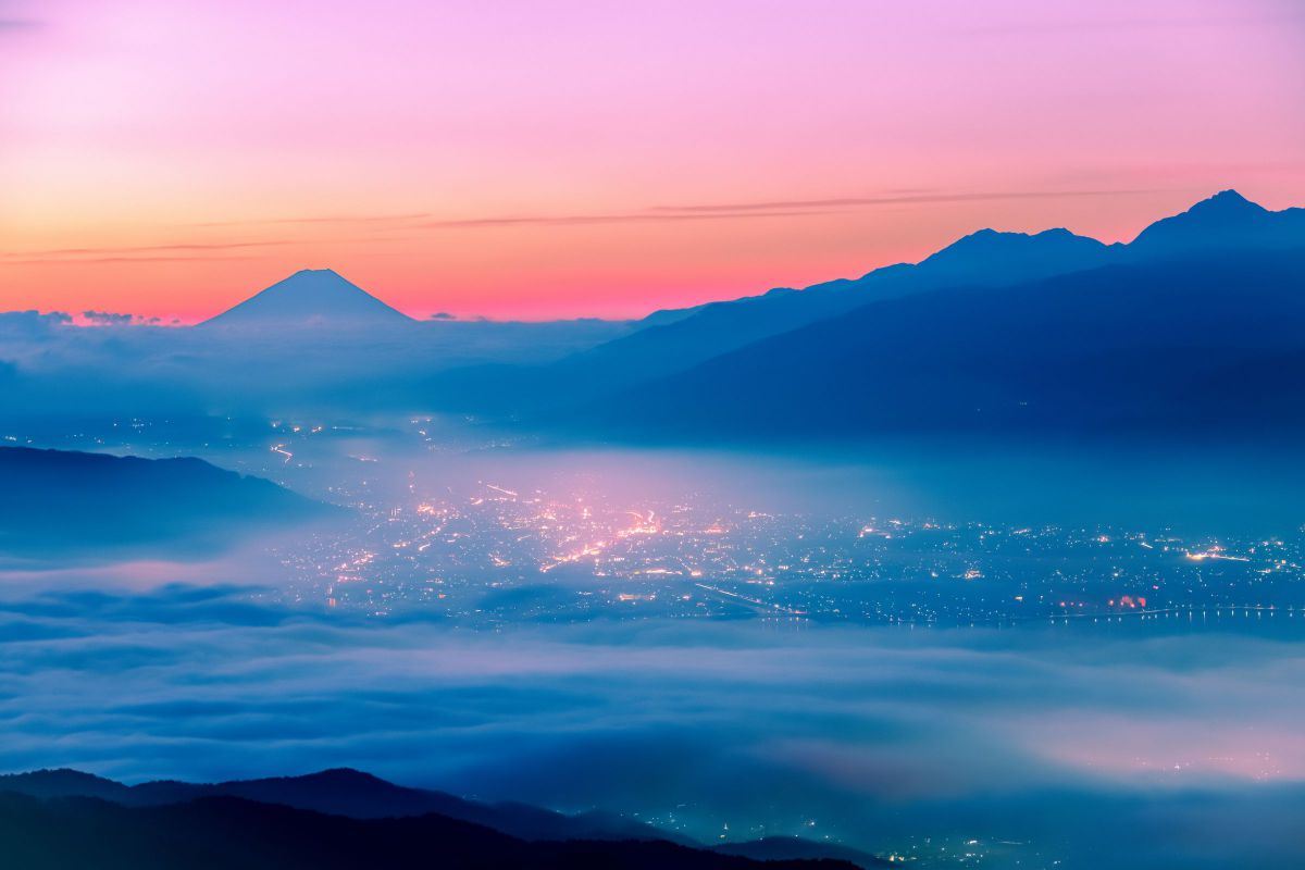 Wearing a veil | GANREF