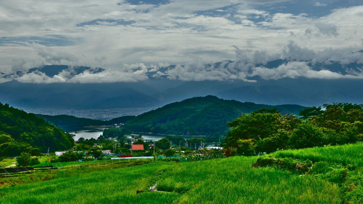 梅雨の雲：HDR版 | GANREF