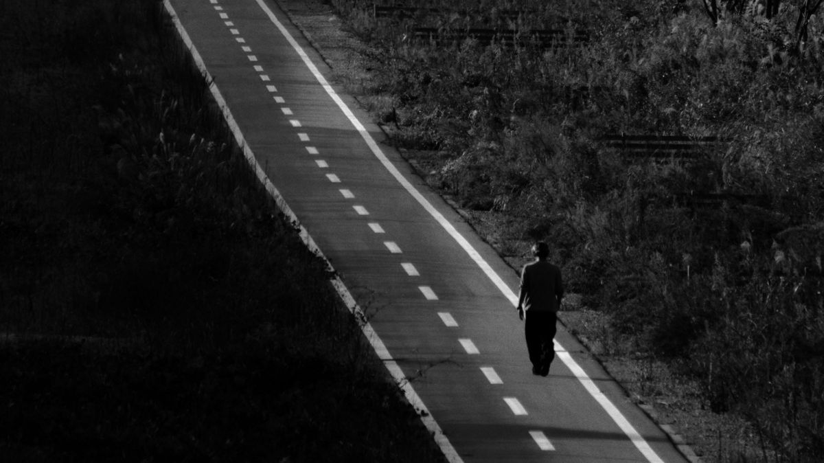 The walking man | GANREF