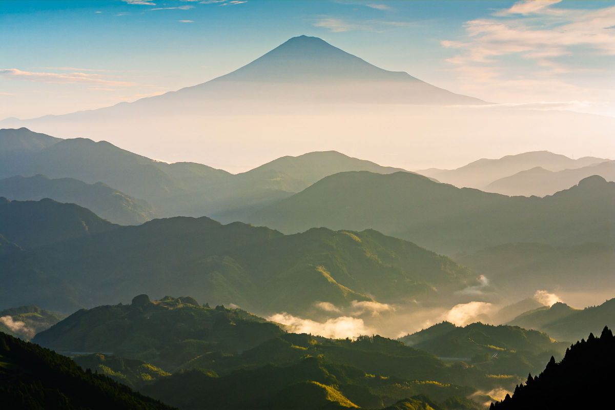 EOS D30で朝のV字谷 | GANREF