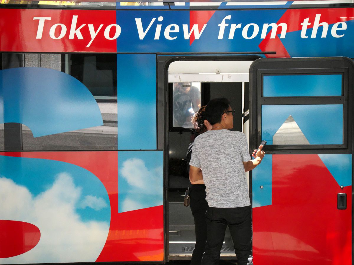 Over there？ | GANREF