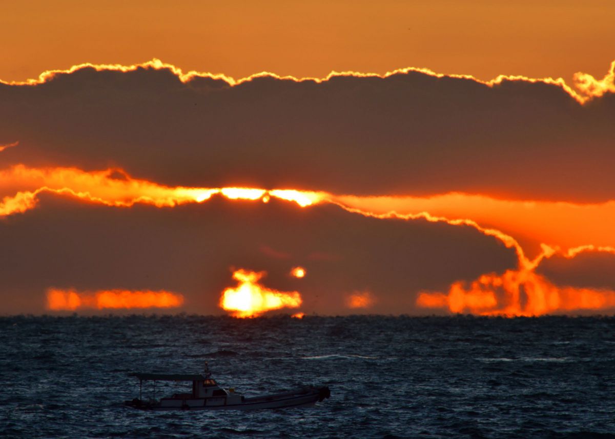 A mirage appeared over setonaikai | GANREF