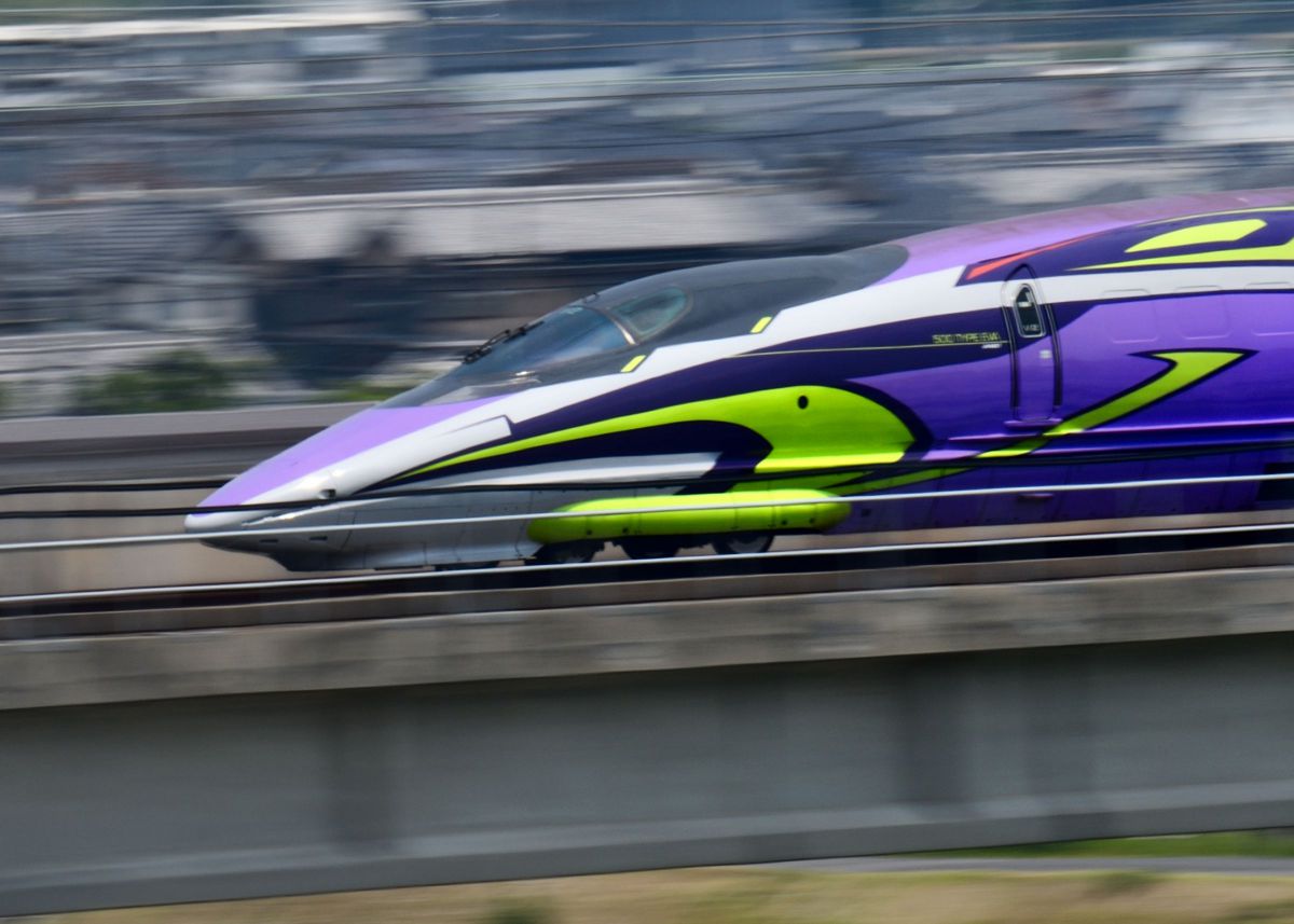 a 500type EVA speeds ahead | GANREF