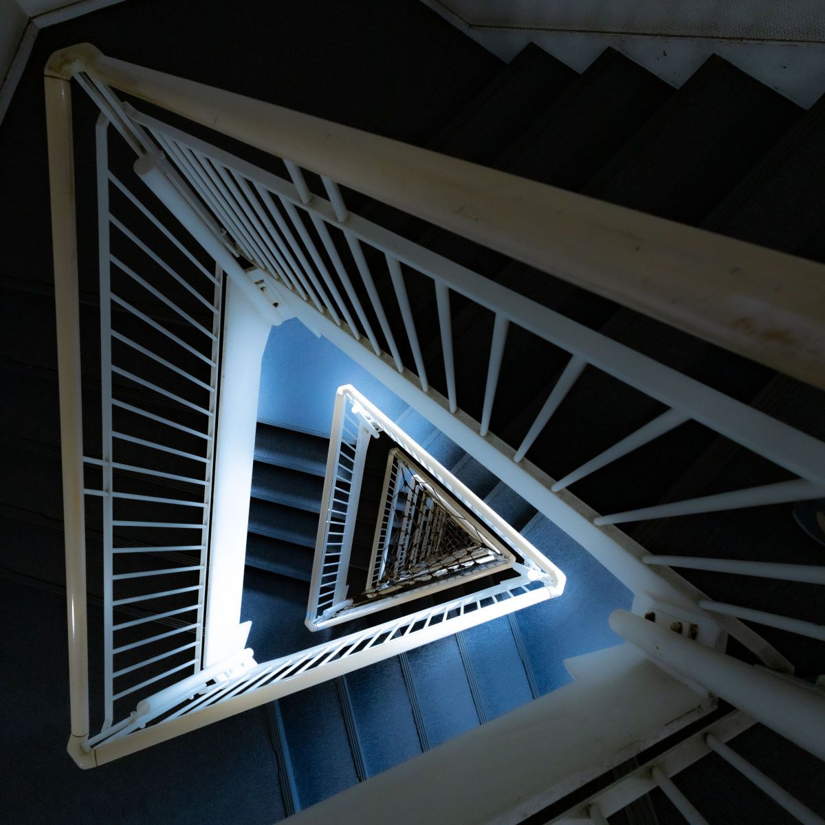 Triangle one。 | GANREF