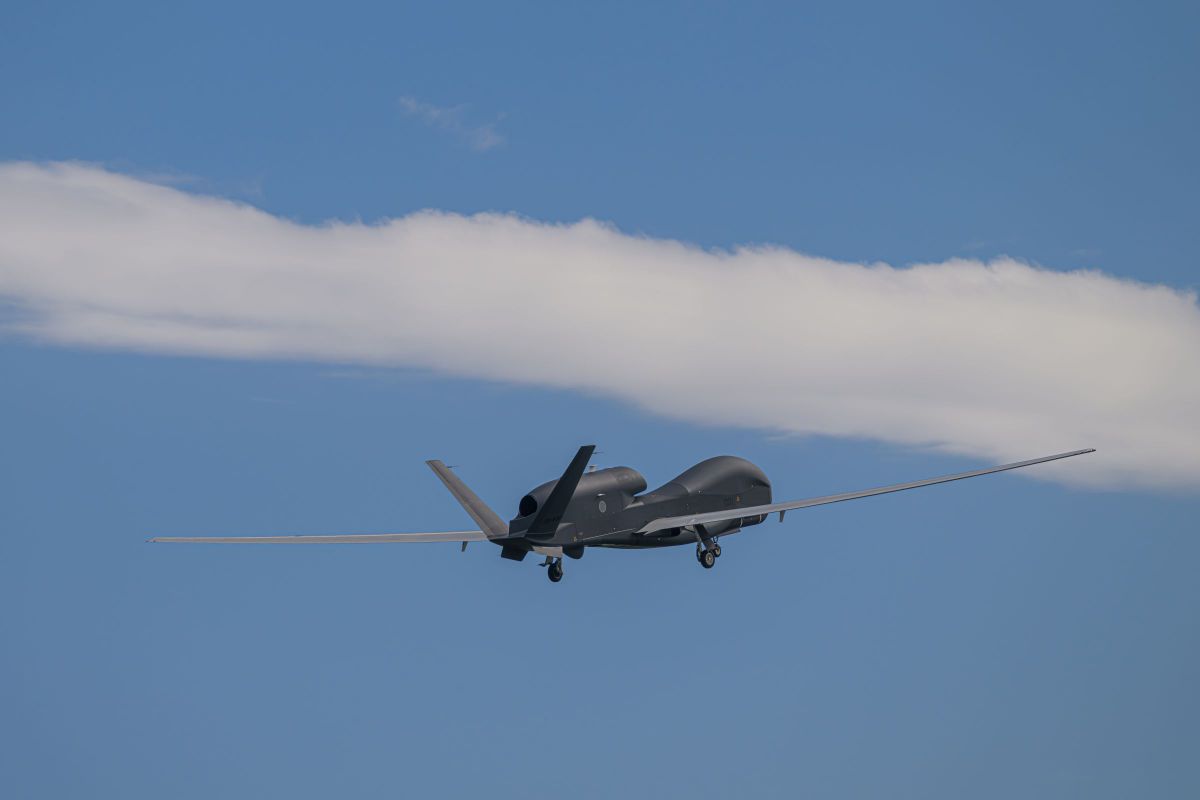 「無人である」 | GANREF