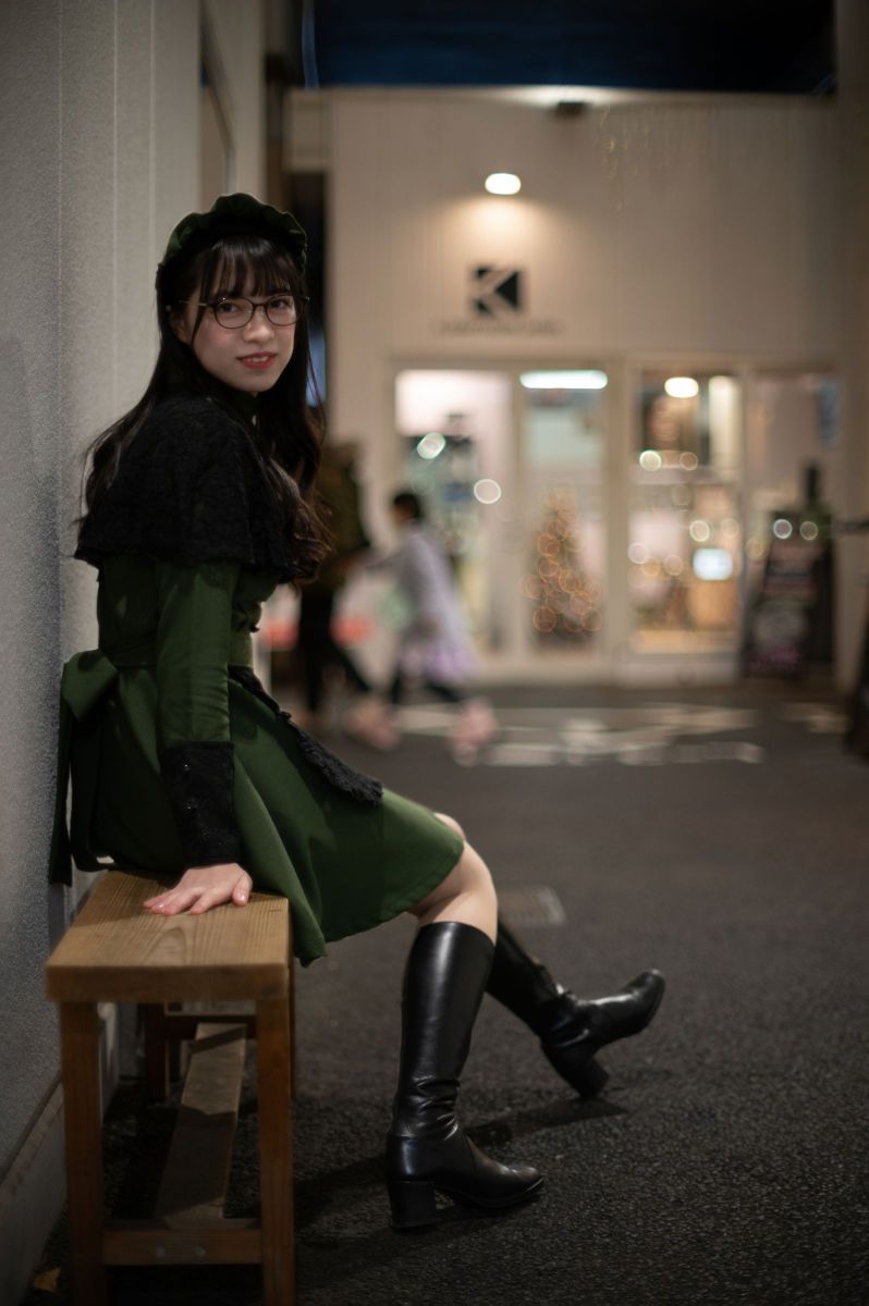 Antique girl | GANREF