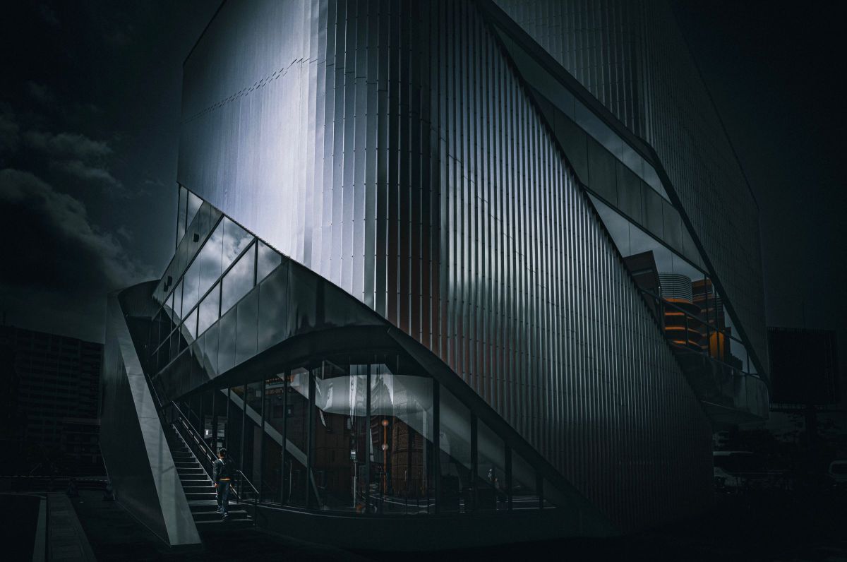 010 BUILDING | GANREF