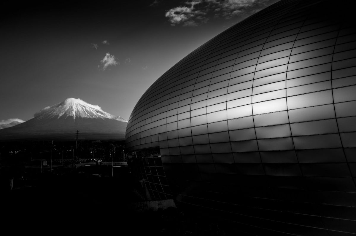 Dome and Mt.Fuji | GANREF