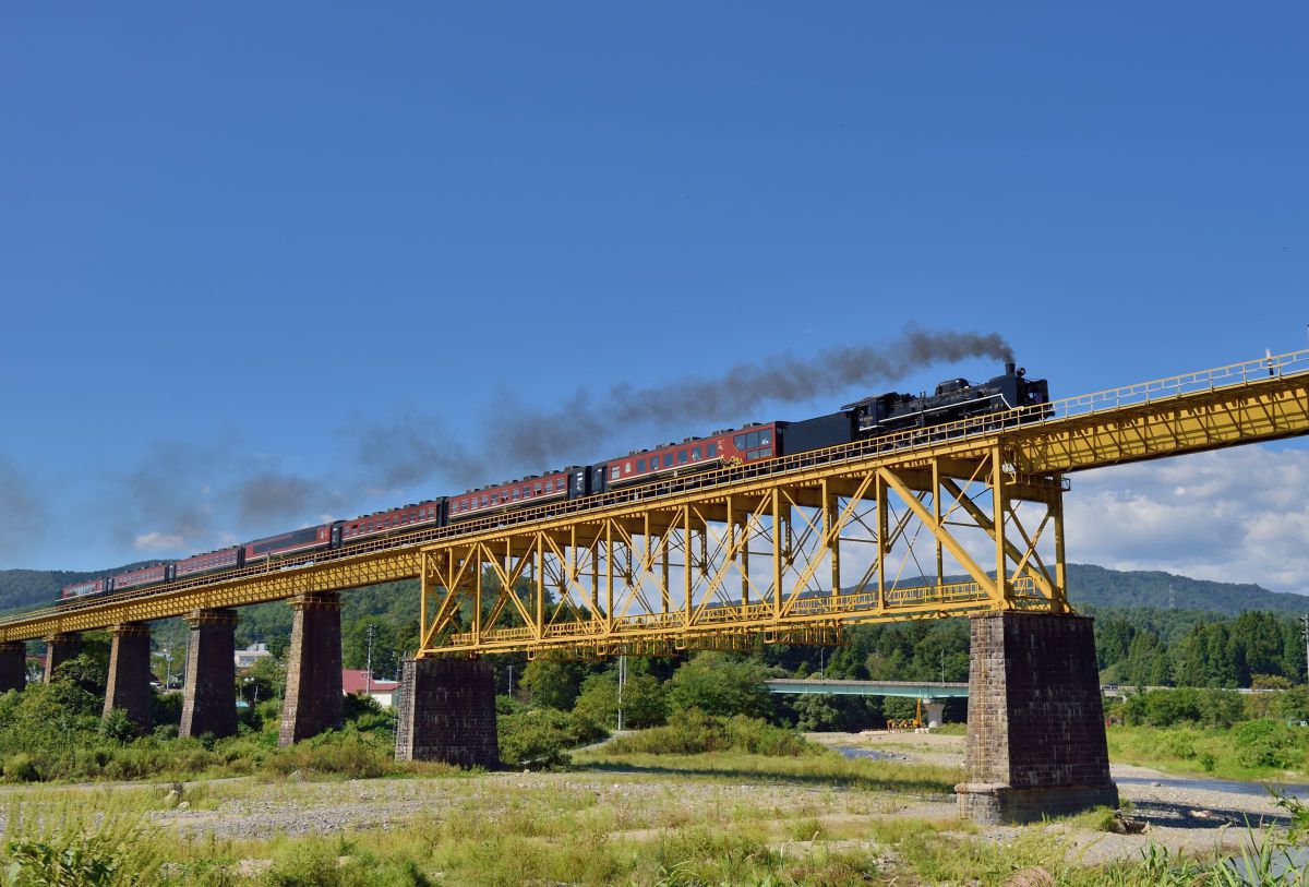 一ノ瀬橋梁 C57 180走り抜く | GANREF