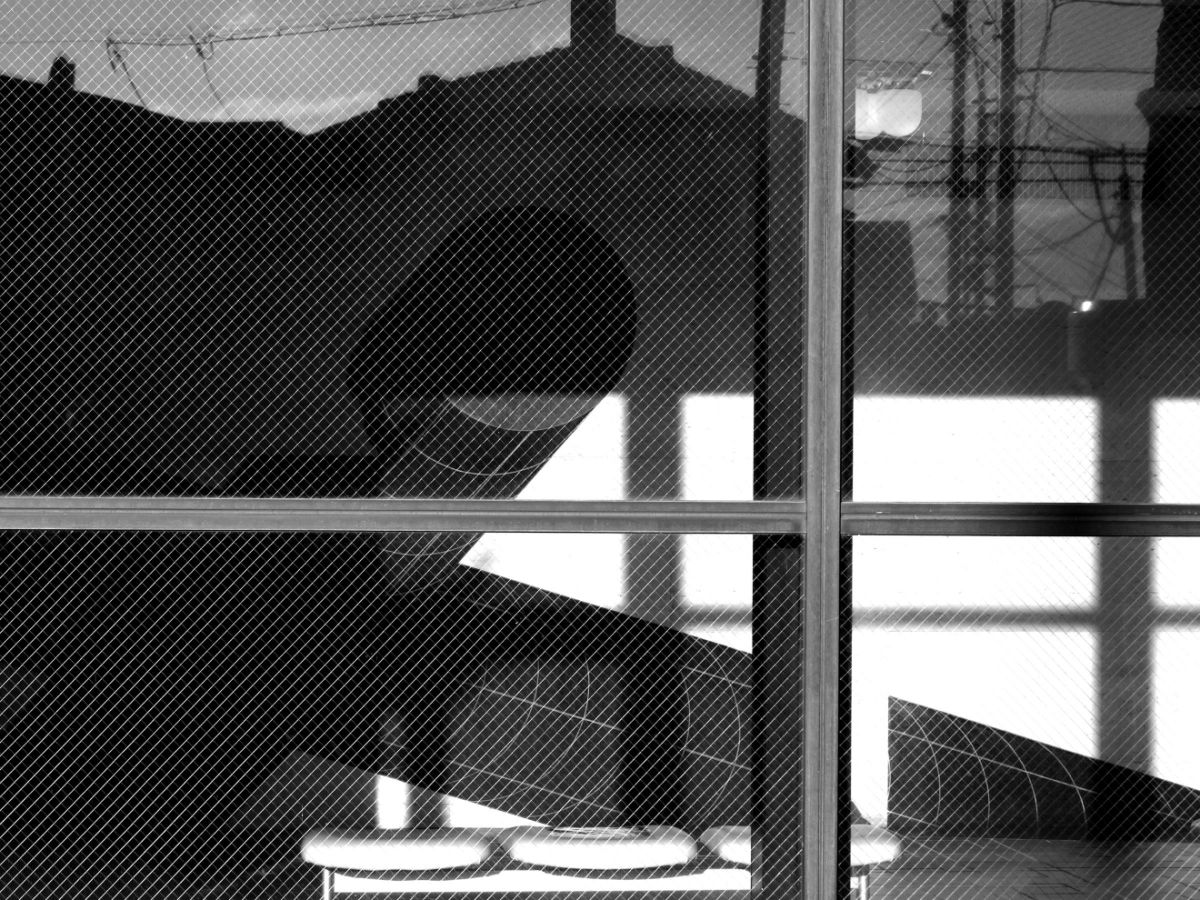 artwork on the wall with light & shadow | GANREF