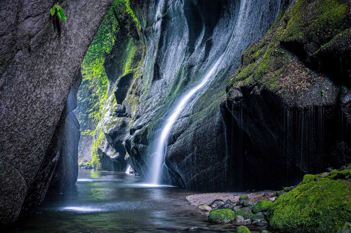 由布川渓谷シリ－ズ10-32 | GANREF