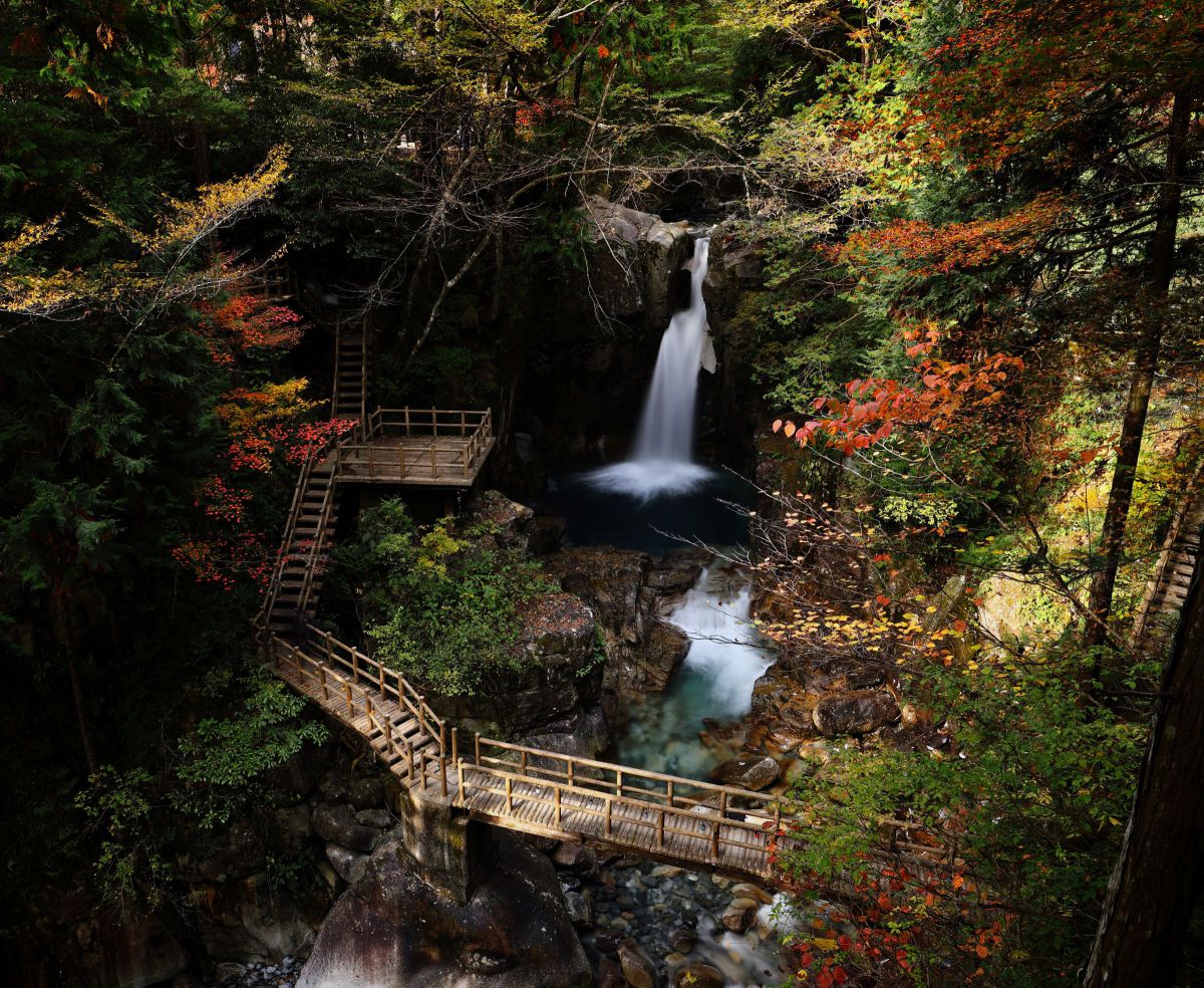 白龍の住む滝 | GANREF