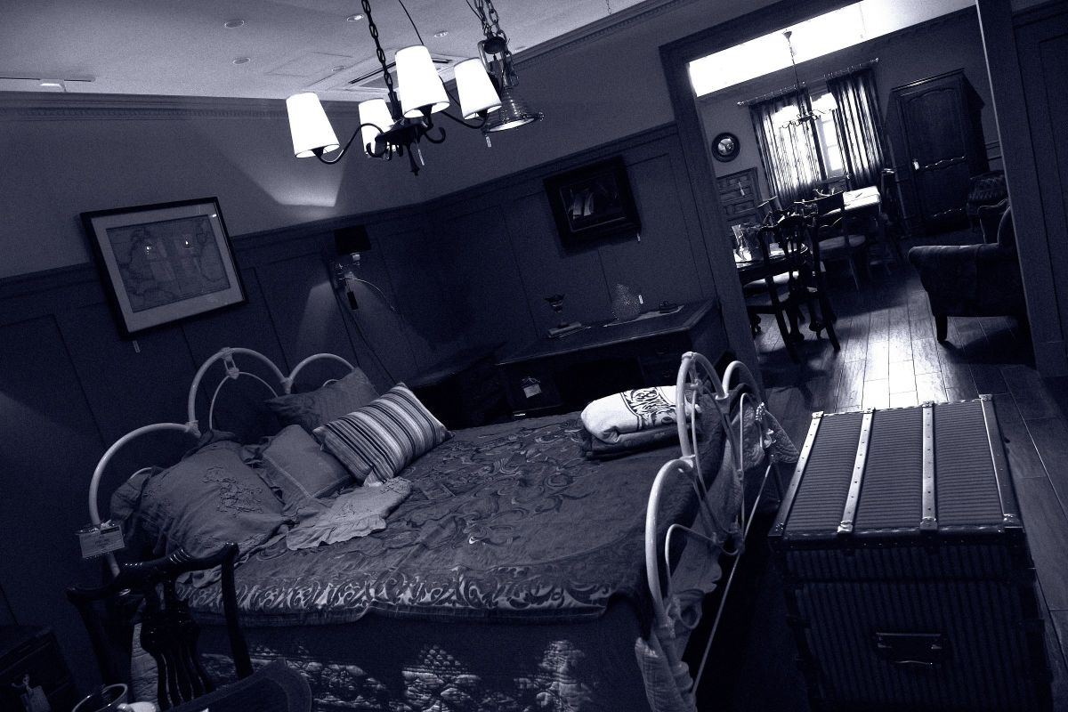 THE BEDROOM | GANREF