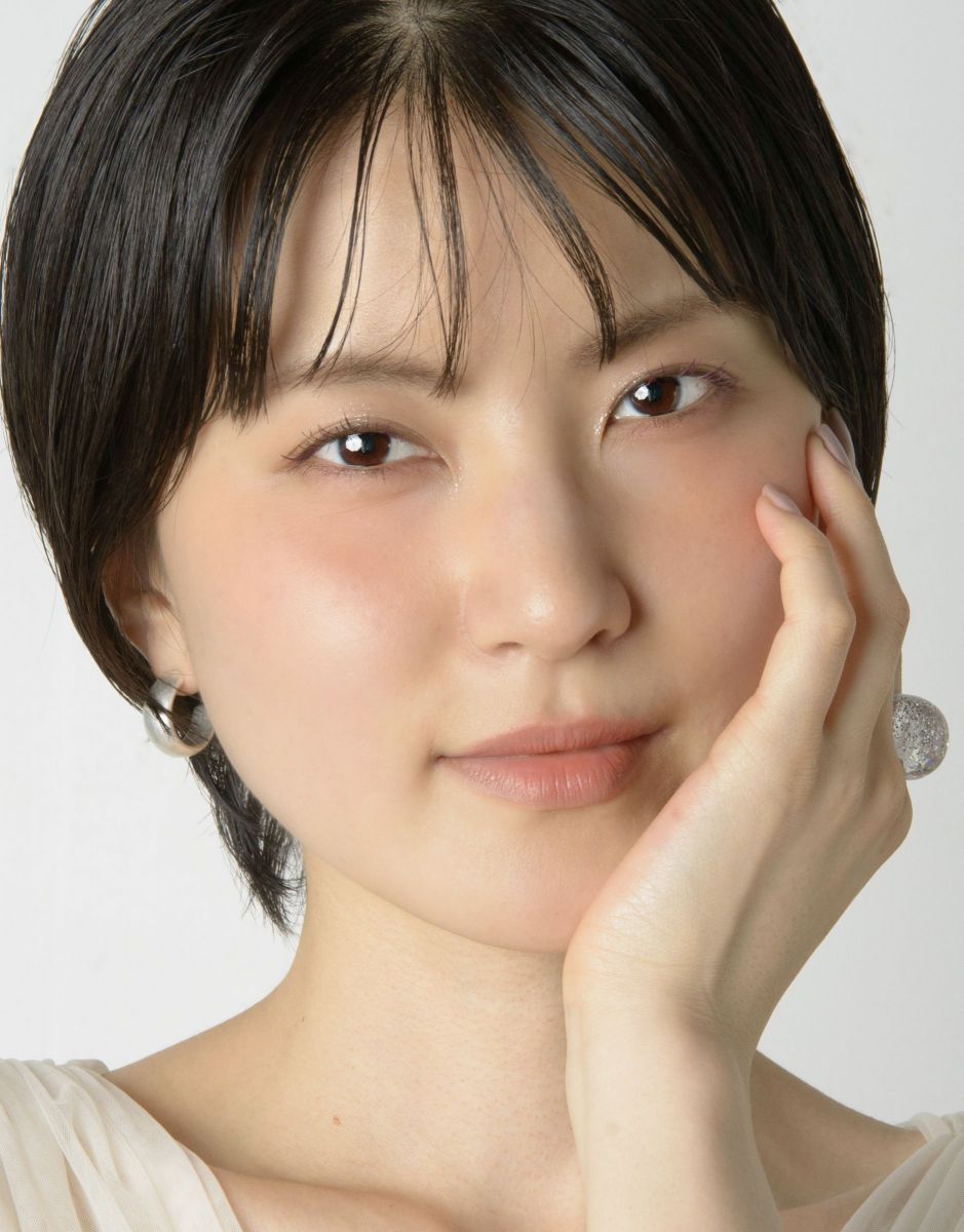 Beauty Shot | GANREF