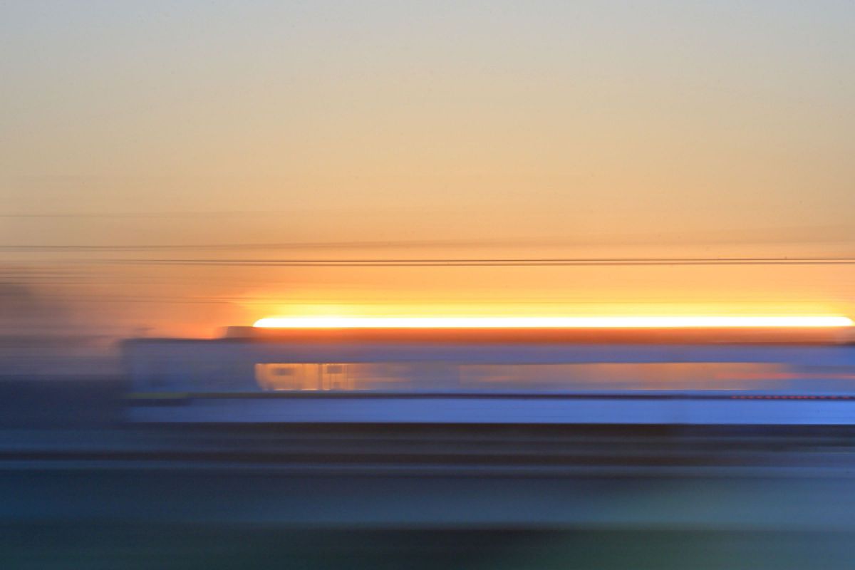 夕日と流し撮り | GANREF