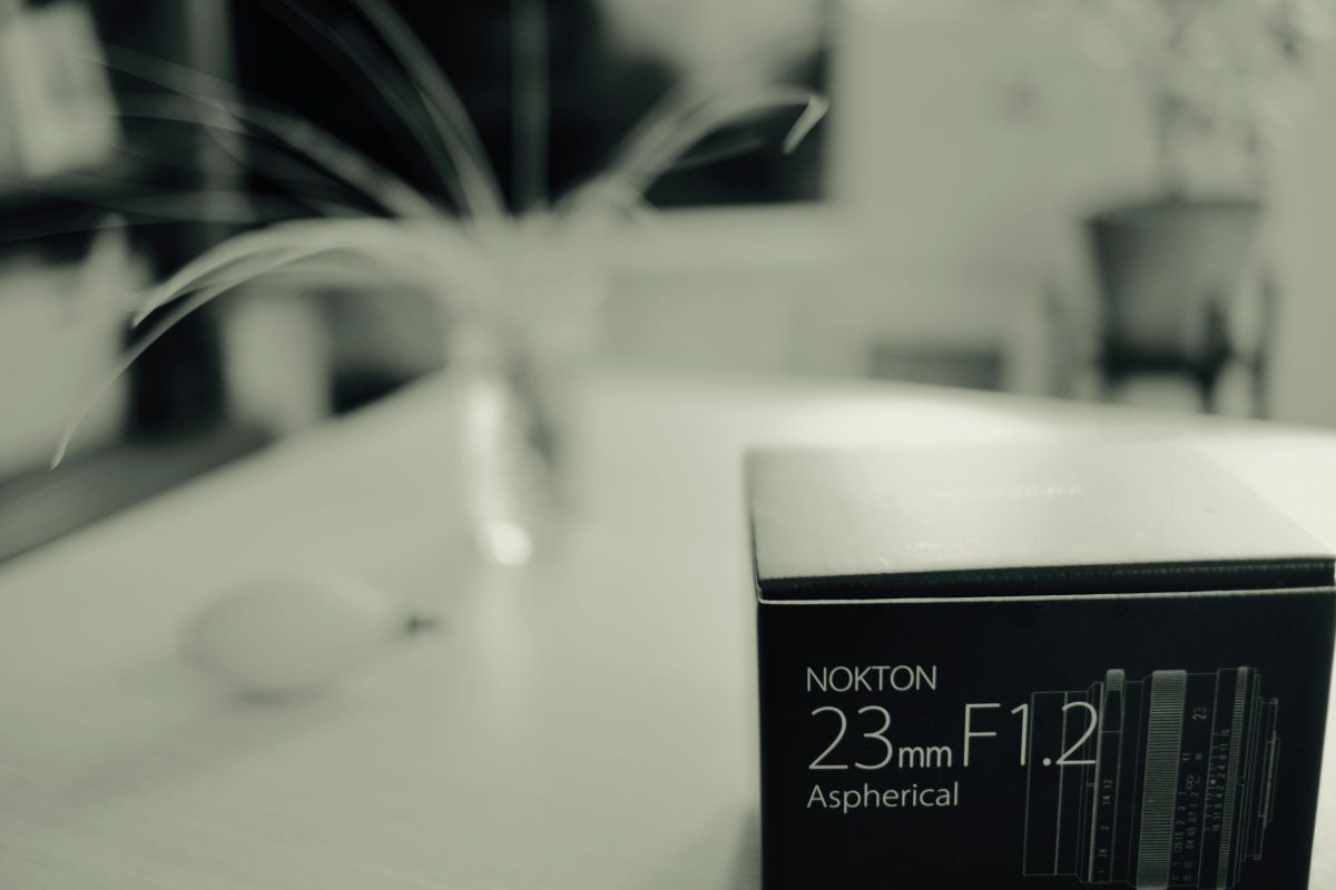 nokton 23mm f1.2 | GANREF