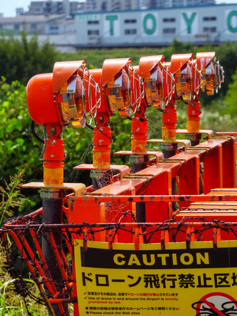 Danger zone | GANREF