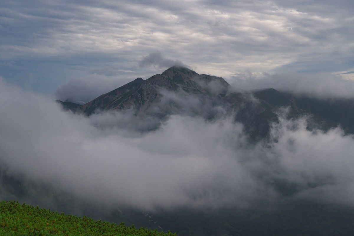 clouds rising（沸き出す雲） | GANREF