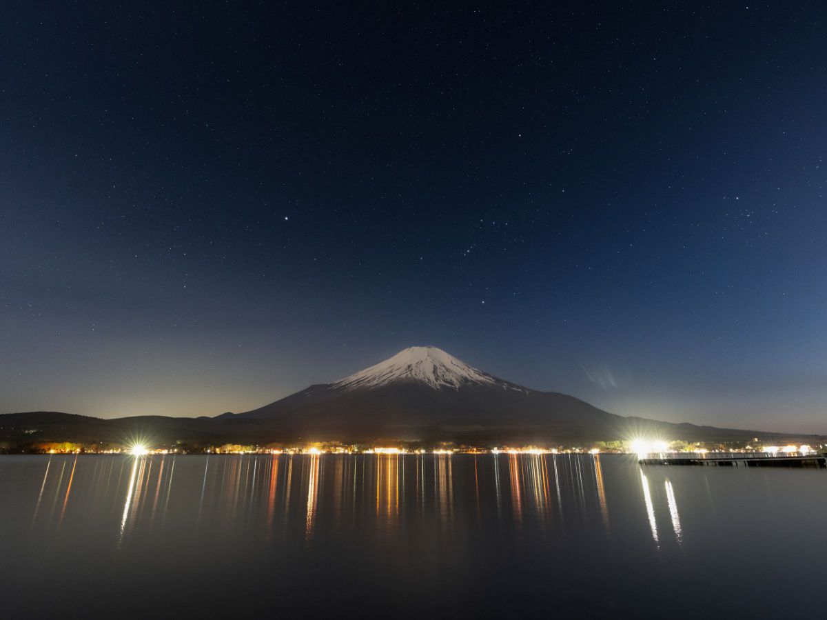 Fuji on the light | GANREF