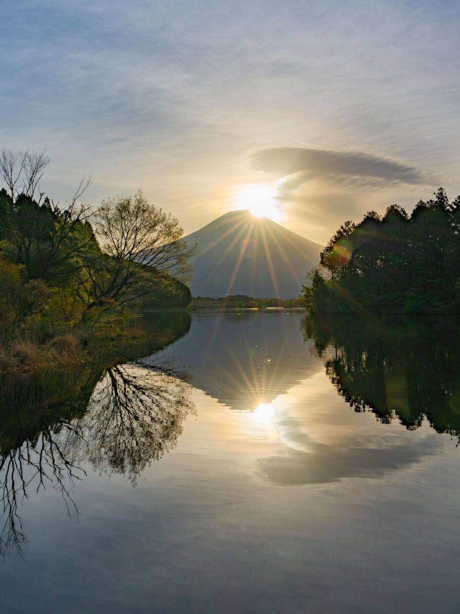Sunrise at Tanuki Lake | GANREF