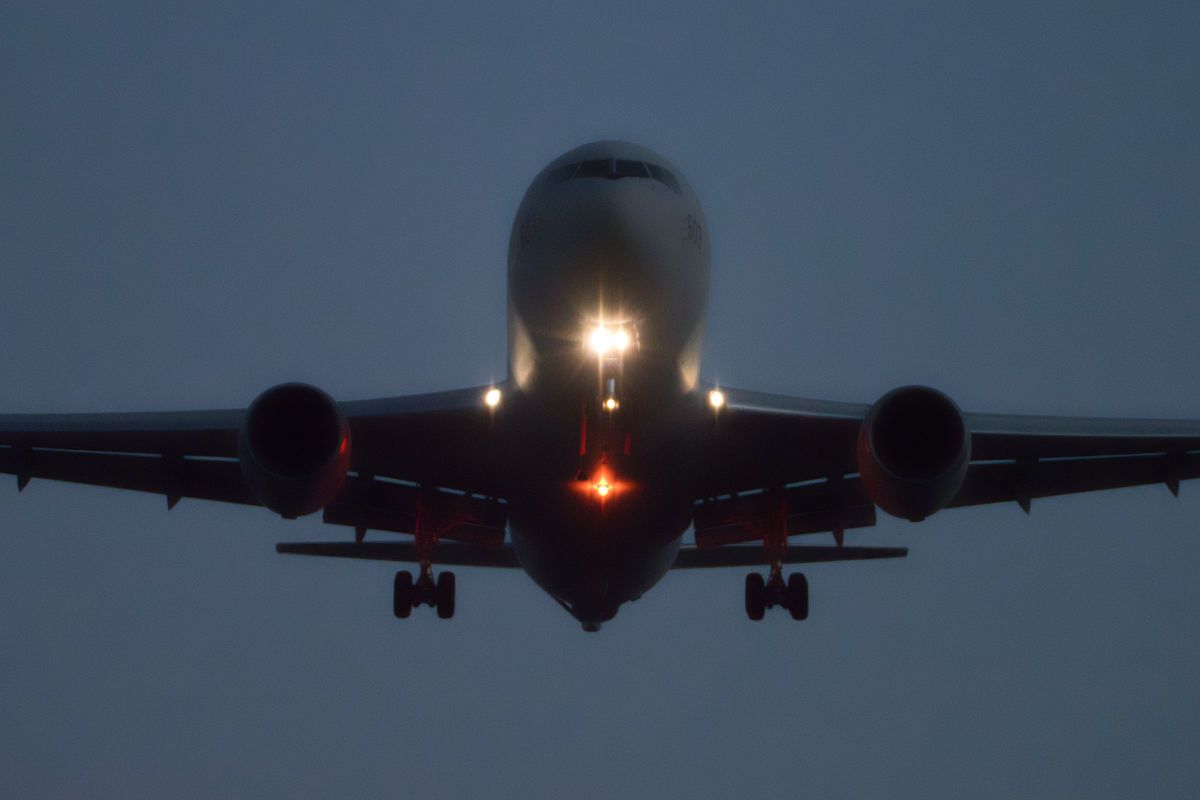 KC-767夜間着陸 | GANREF