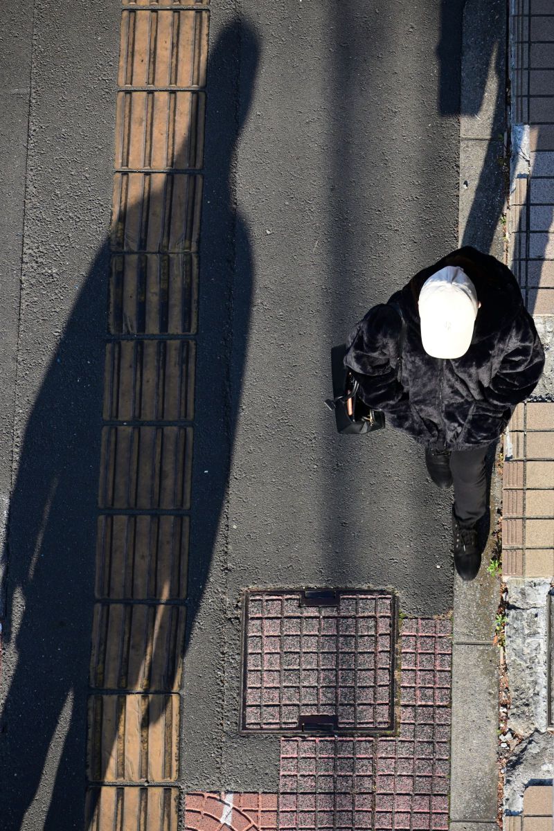 通りの人々 53 | GANREF