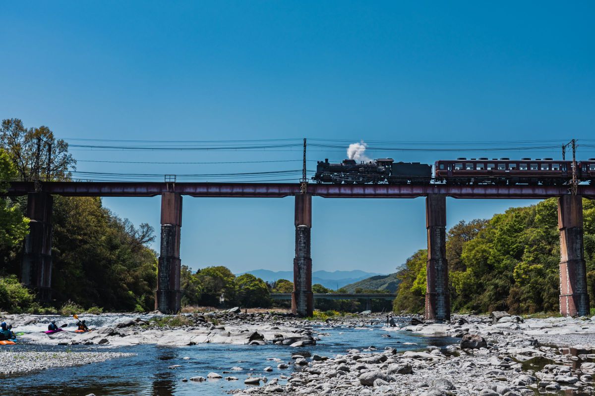 青天を駈ける | GANREF