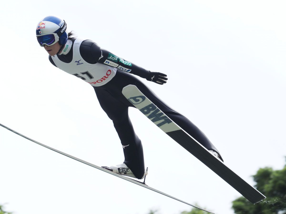 beautiful jump | GANREF