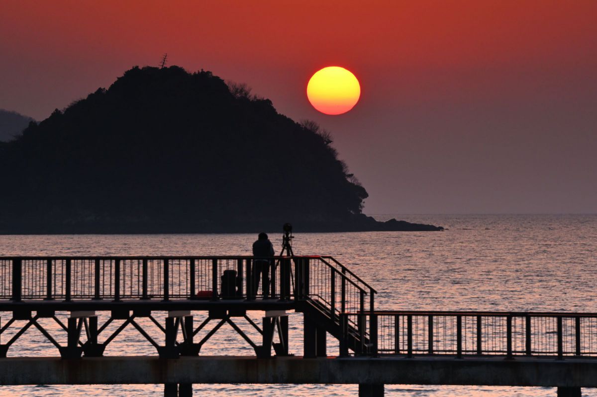 夕陽を追いかけて | GANREF