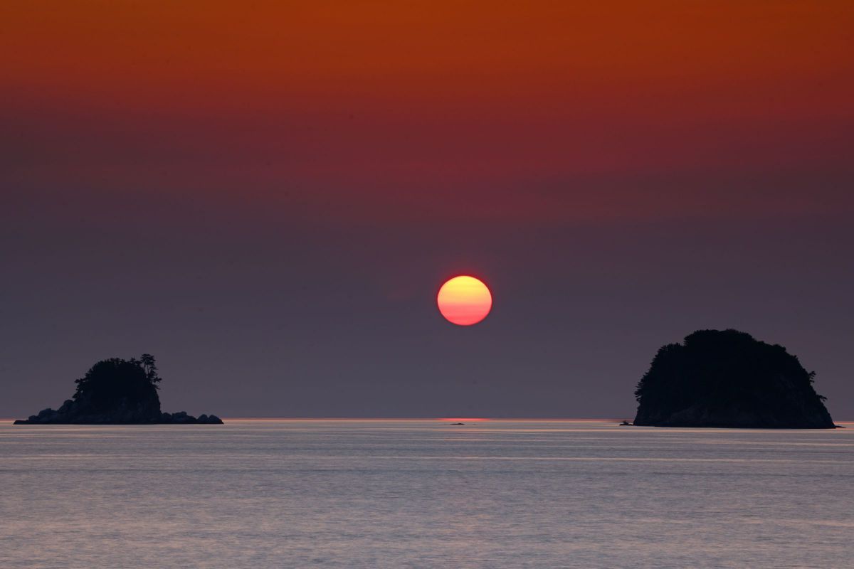 静けさの中で | GANREF