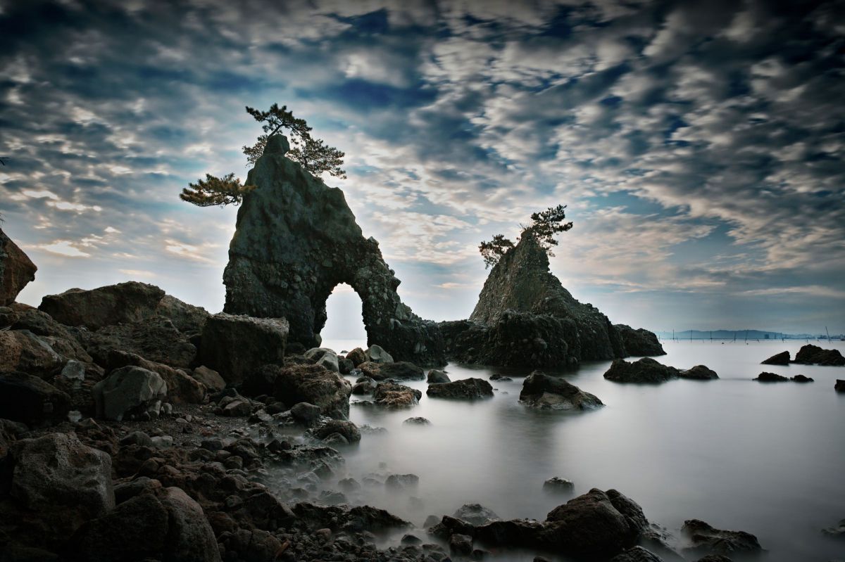 Lovers Rocks | GANREF