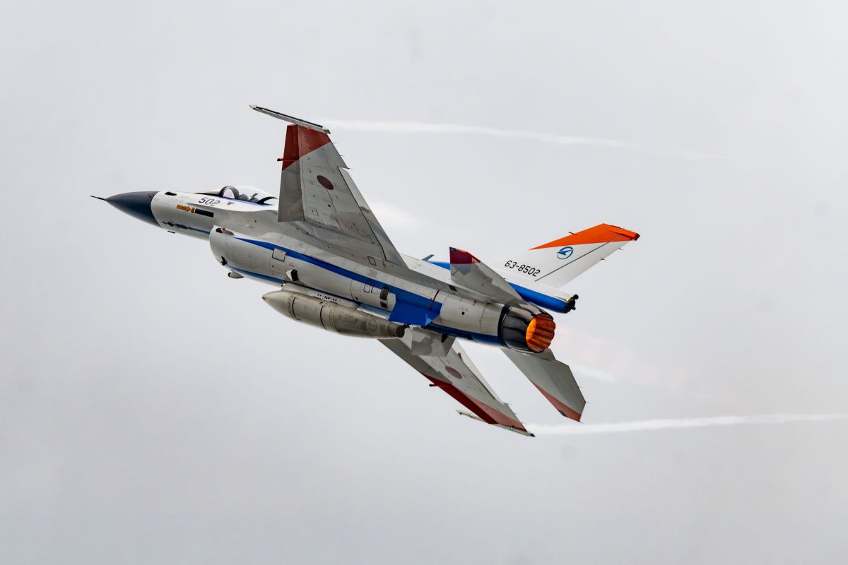 2024静浜基地航空祭 F-2 502号機 機動飛行 | GANREF