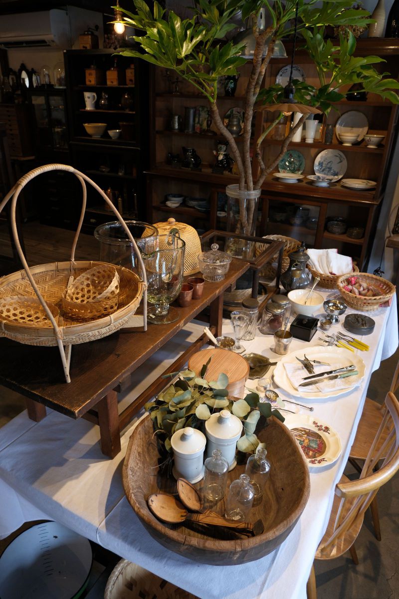 ANTIQUE SHOP | GANREF