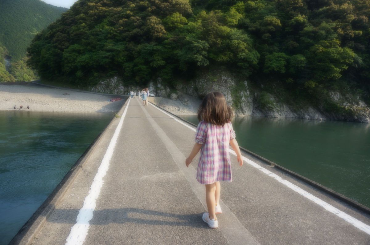 ドキドキして歩く | GANREF