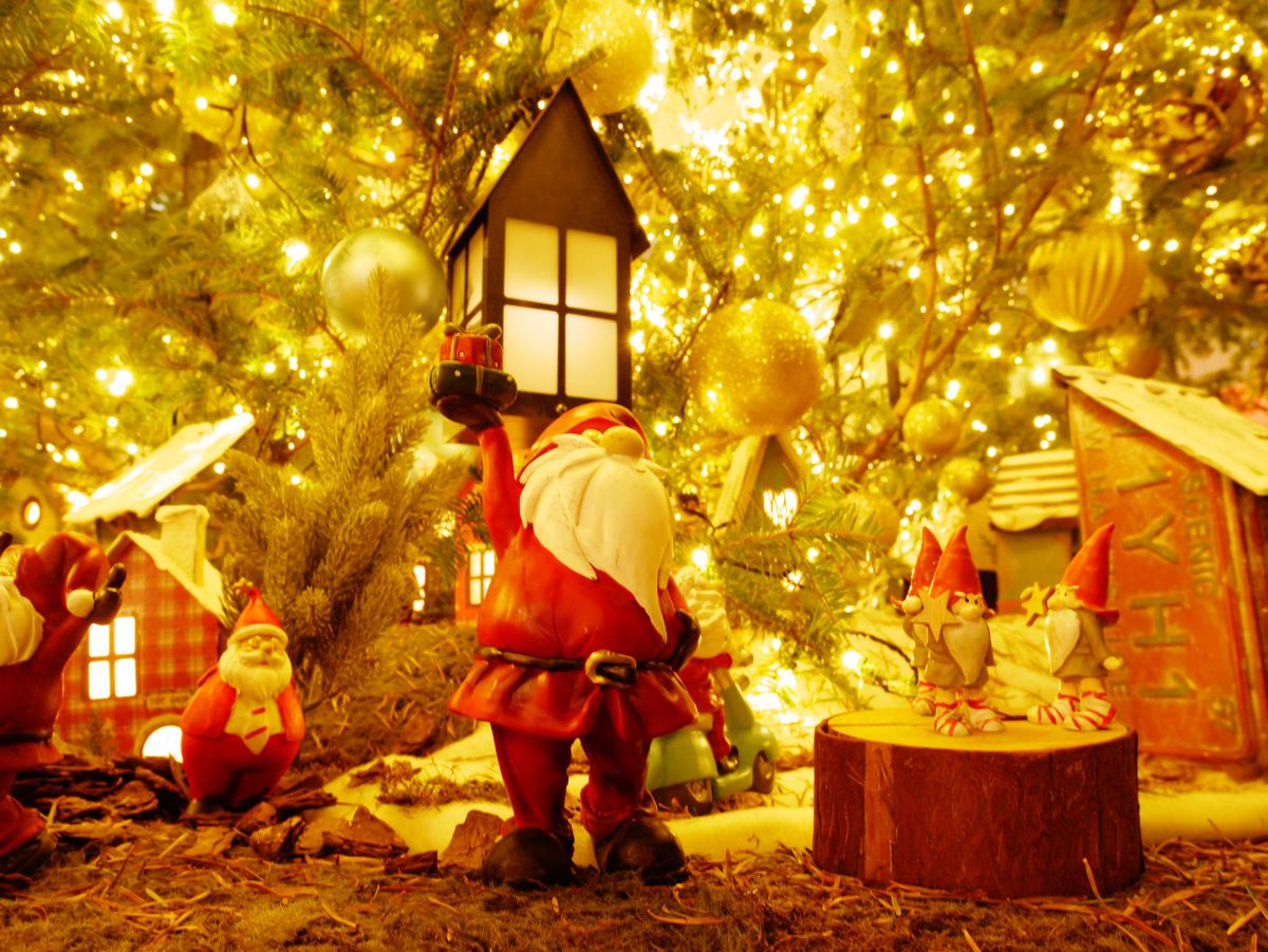 Merry Christmas | GANREF