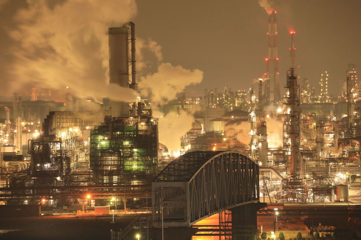 Smoke Dancing Night | GANREF