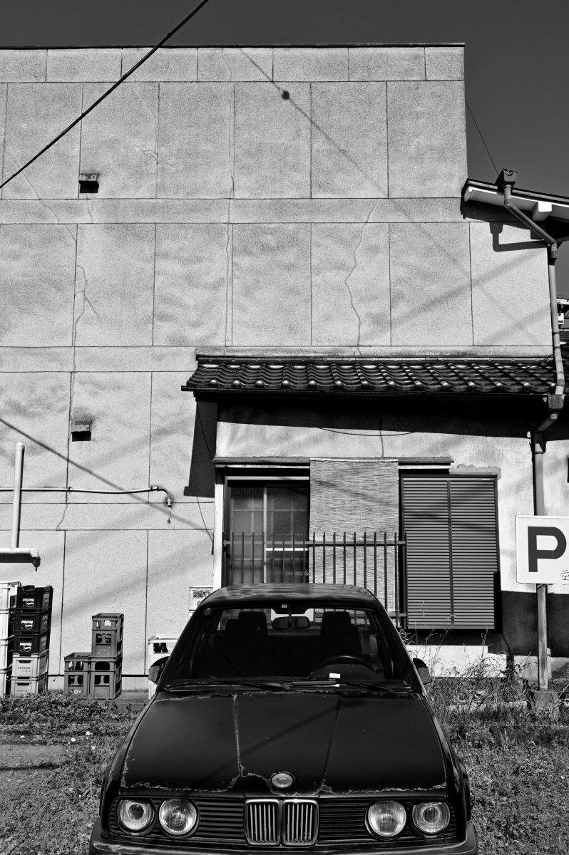 壁とBMW | GANREF