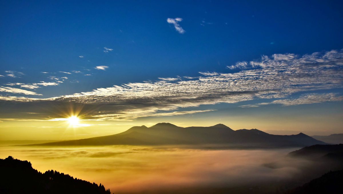 阿蘇・二重峠にて Sunrise | GANREF