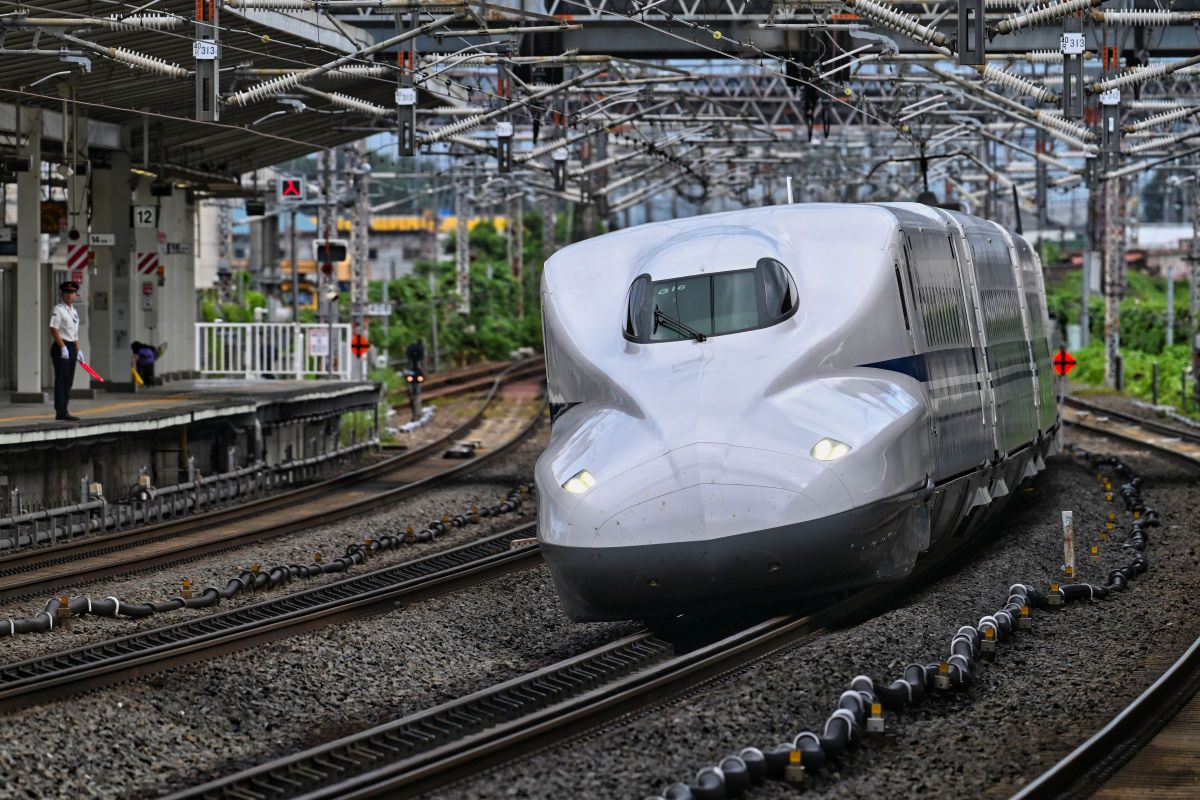 [ニコンZ 8]レビュー23「米原駅新幹線ホームで乗り物AFをテスト(動画付」 | GANREF