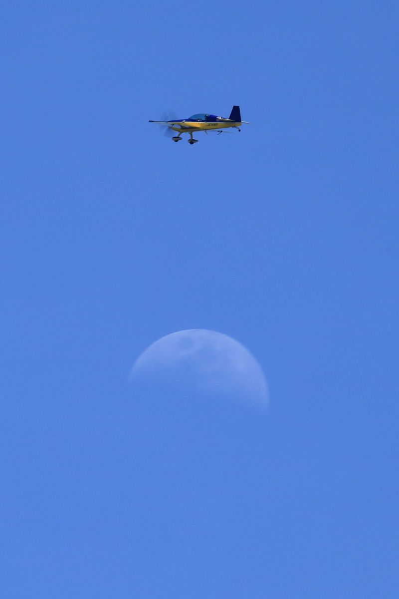 FLY OVER THE MOON | GANREF