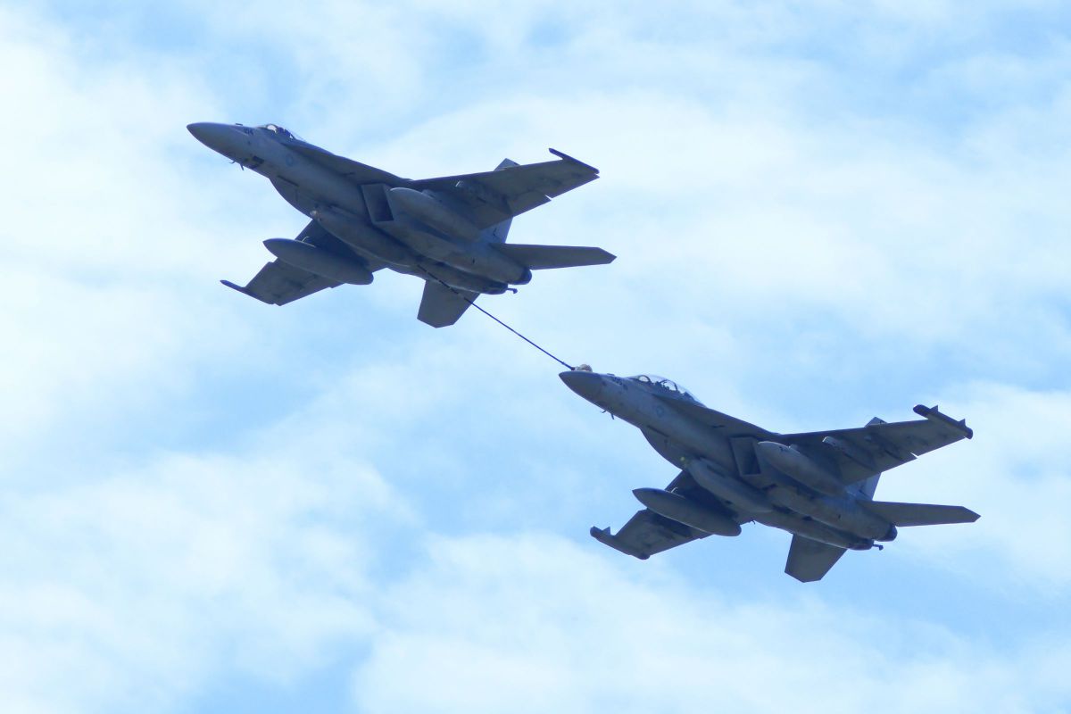 In-Flight Refueling | GANREF