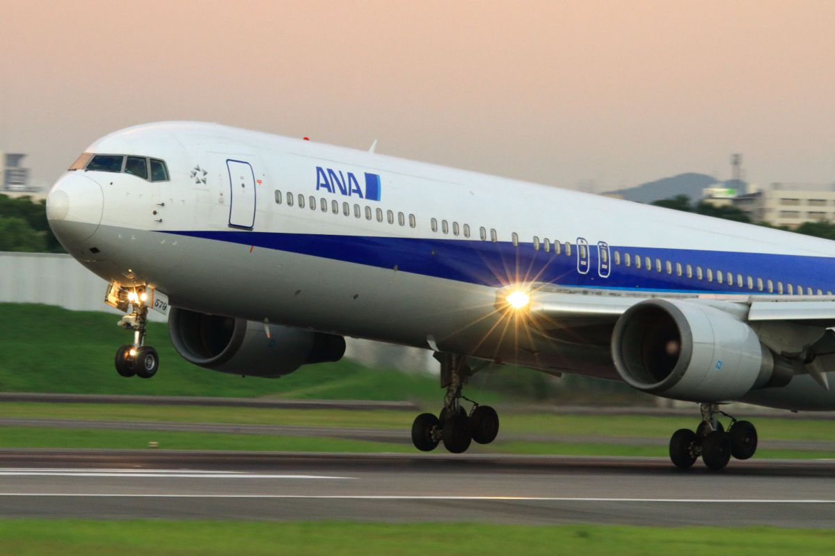 夕暮れのTouch Down | GANREF