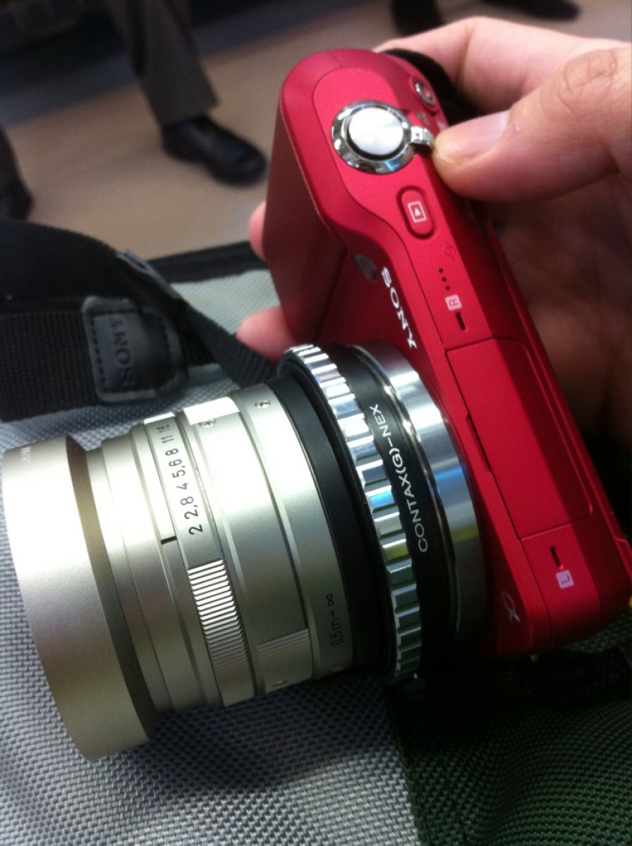 CONTAX G Planar45mm F2をNEX-3に付けてみた。 | GANREF