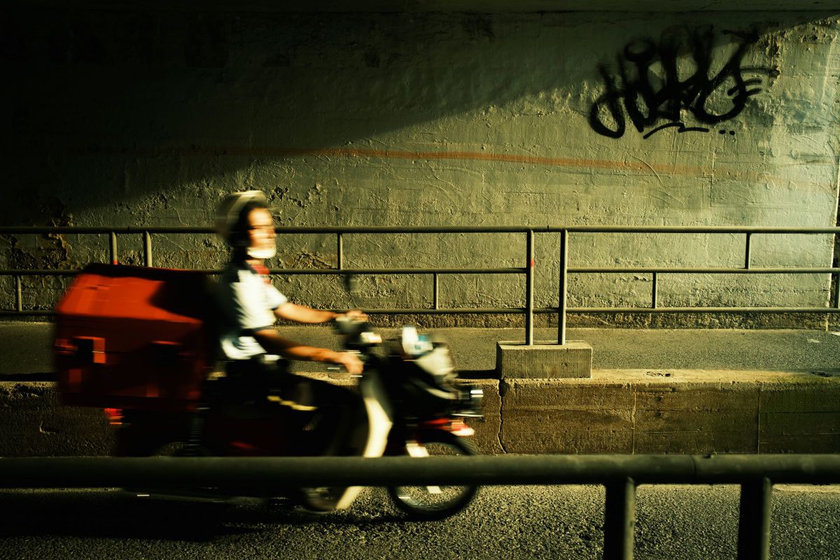 Rush Delivery | GANREF