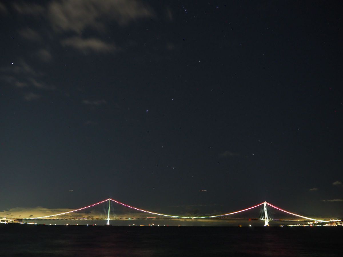 Bridge shining at night | GANREF